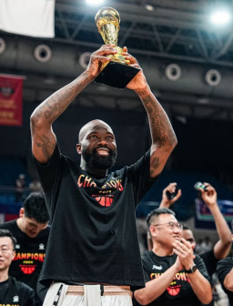 多米尼克·琼斯_百度百科