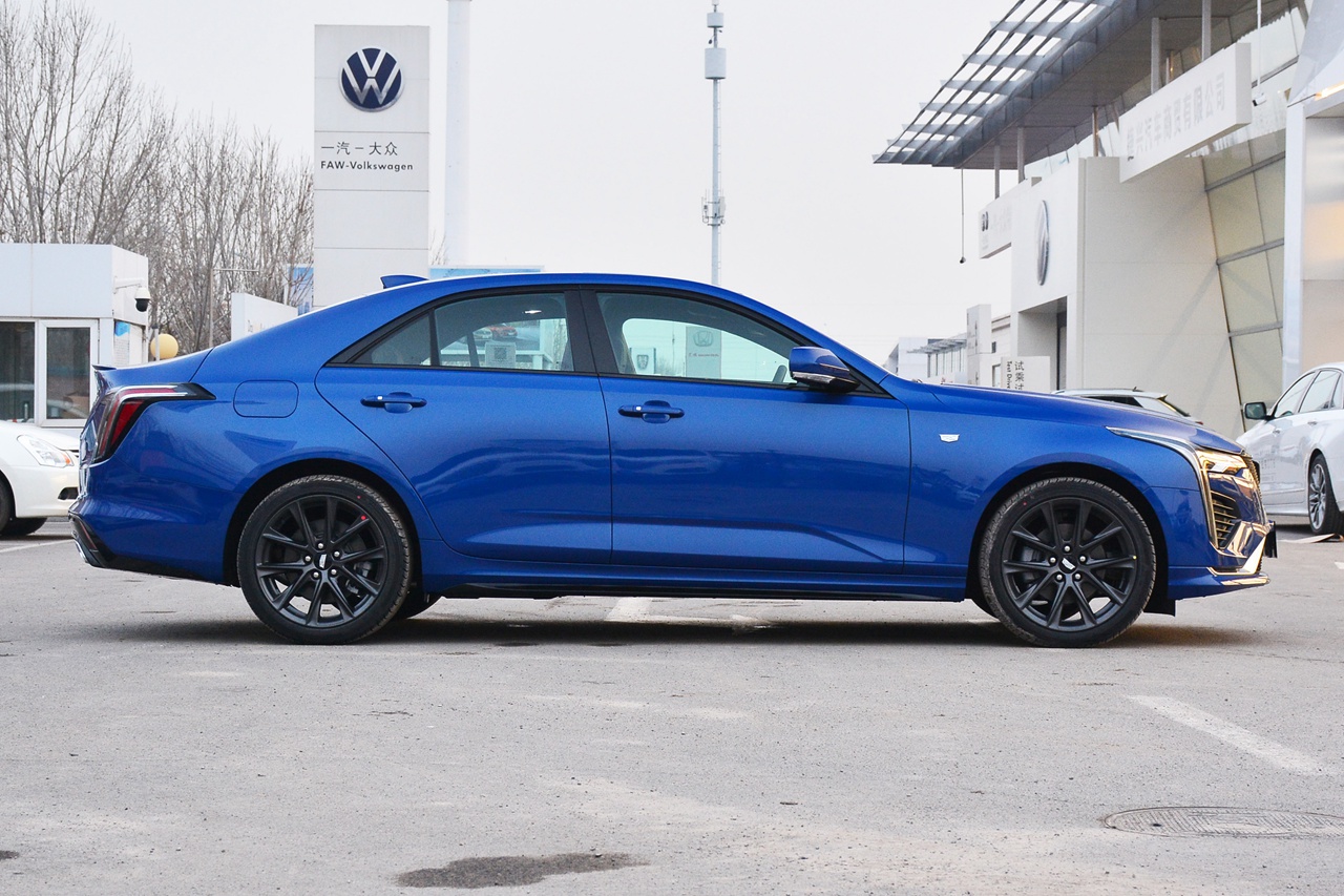 2021款凯迪拉克CT4 2.0T自动28T 精英型_百科TA说