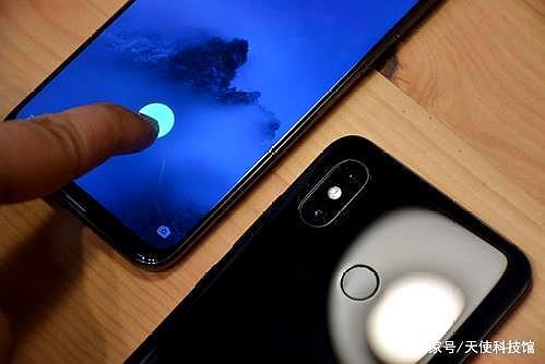 骁龙845+6G运行内存+128G内存，降价后性价比超高的小米中端机_百科TA说