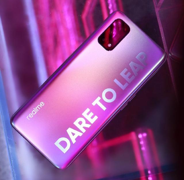 都是天玑1000+旗舰，红米K30至尊、iQOOZ1、X7 Pro，谁才是最强？_百科TA说