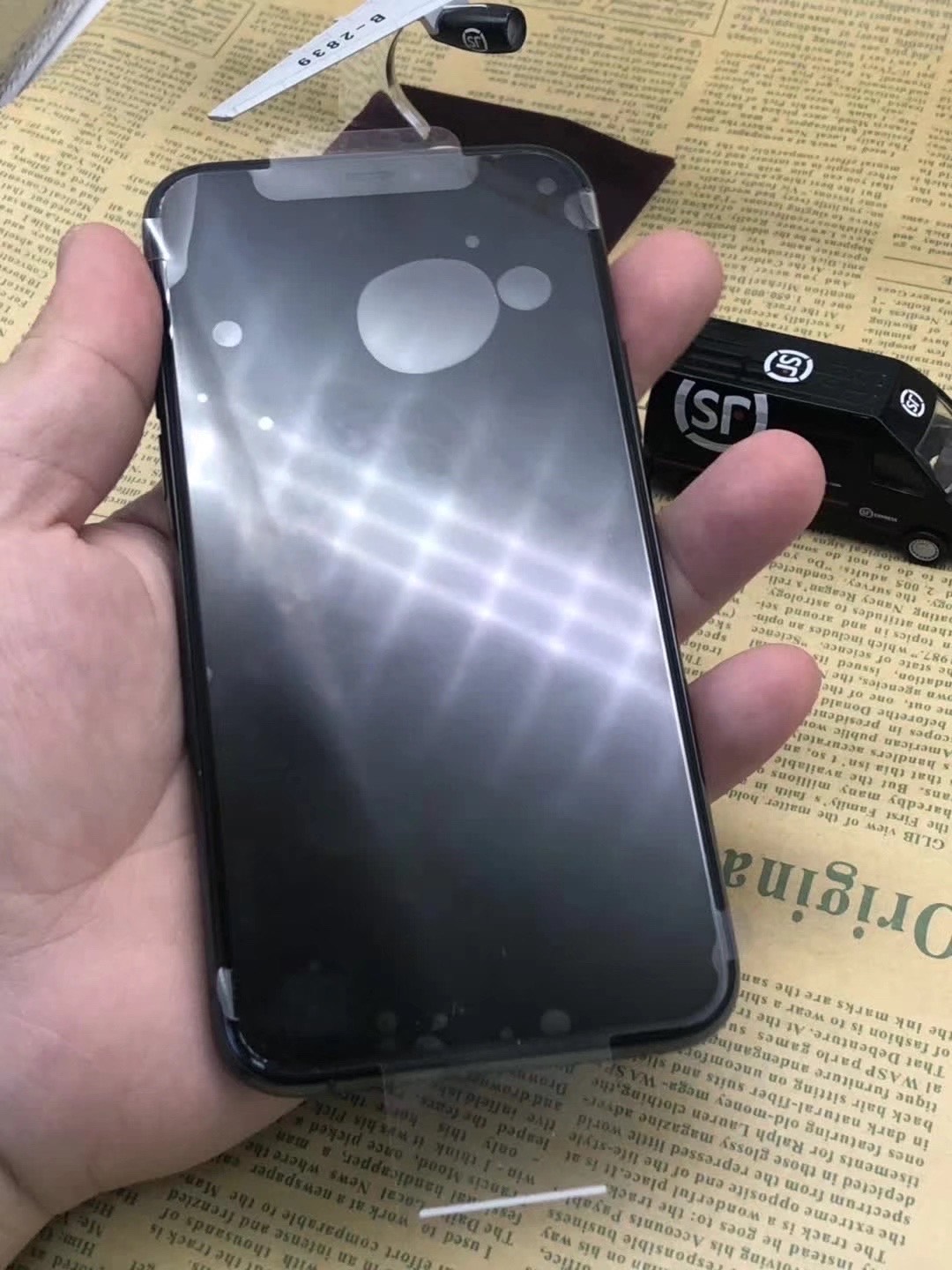 刚发布的iPhone11Pro就过保修？不一定是妖机，有可能是套保机_百科TA说