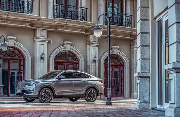 长安CS85 COUPE：把你的运动梦放在务实的地方_百科TA说