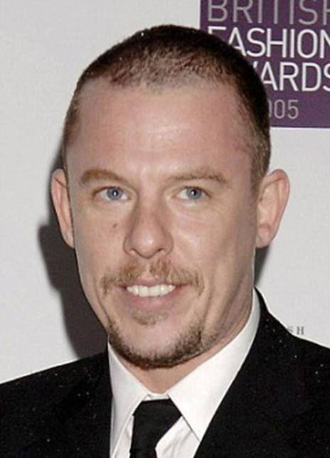 Alex MacQueen_百度百科