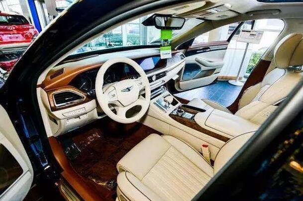 全新捷尼赛思G90海外实拍 搭载5.0L V8发动机_百科TA说