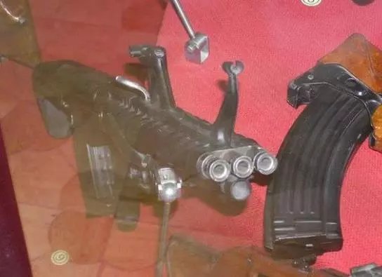 TKB-059步枪：险些成为冷战苏军制式武器的三眼神铳_百科TA说