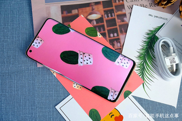 小米10更新MIUI12.5开发版体验：说实话，有待优化！_百科TA说