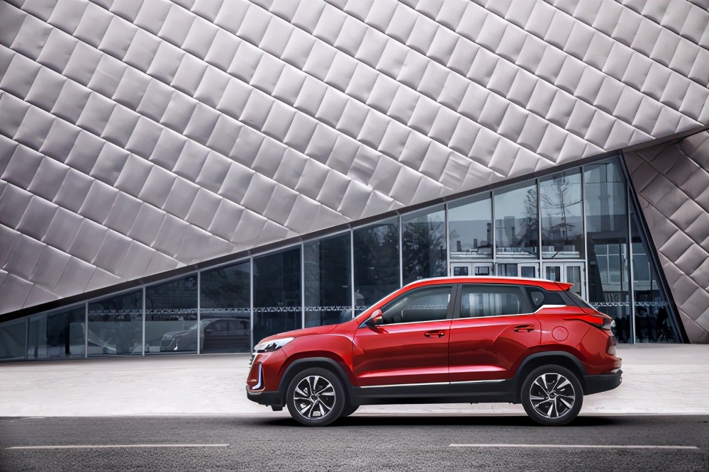 春游出行首选小型SUV BEIJING-X3 大空间强动力_百科TA说