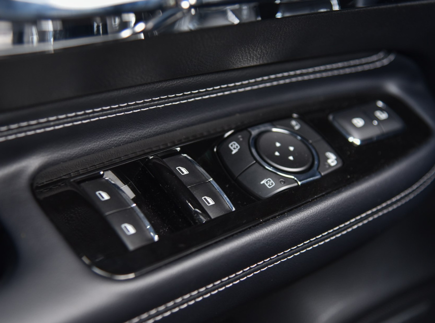 28万如何选？林肯冒险家或是本田URV？车主有几句话要说_百科TA说