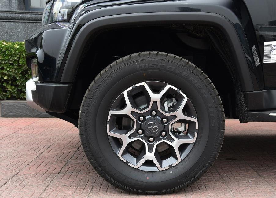 16万起的北京BJ40值得入手吗？车主说了肺腑之言！_百科TA说