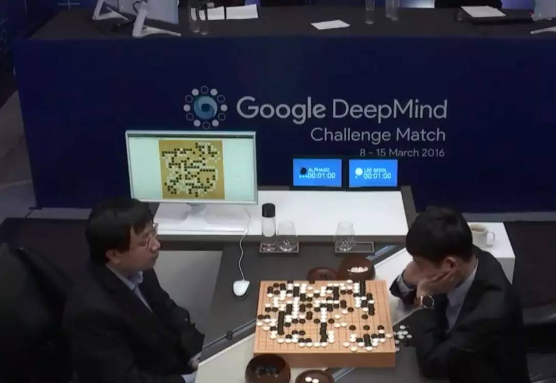 危机！李世石再次败给AlphaGo，人类被逼到“墙角”_百科TA说