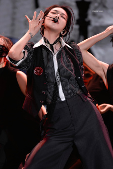 Maroon Night_百度百科