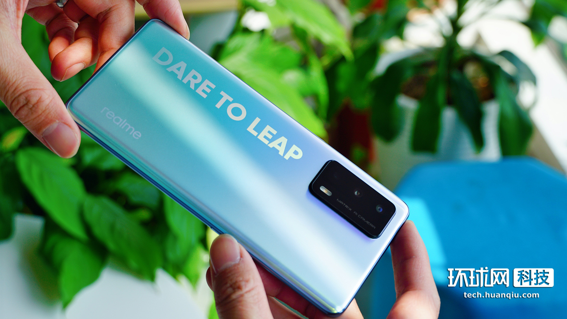 realme真我X7 Pro至尊版体验：直屏属于Pro，曲屏属于至尊_百科TA说