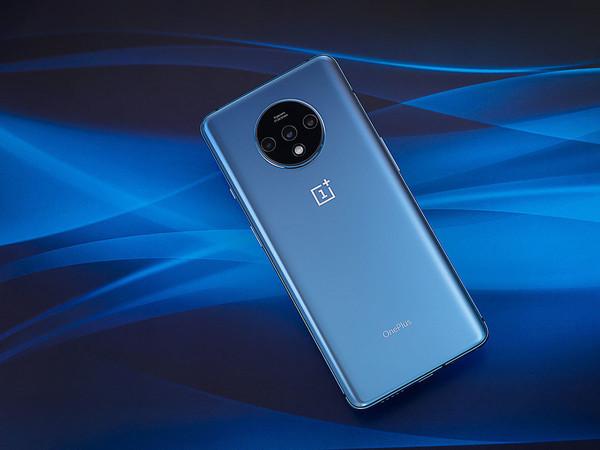 一加7T热销中 骁龙855 Plus/90Hz屏/2999元起备受好评_百科TA说