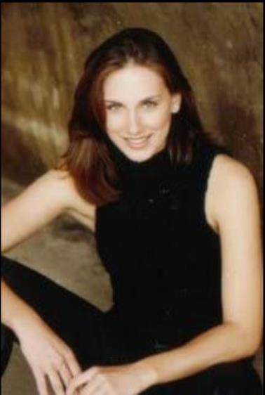 Lindsay Cole_百度百科