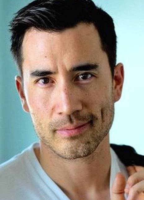 Andrew Roach_百度百科