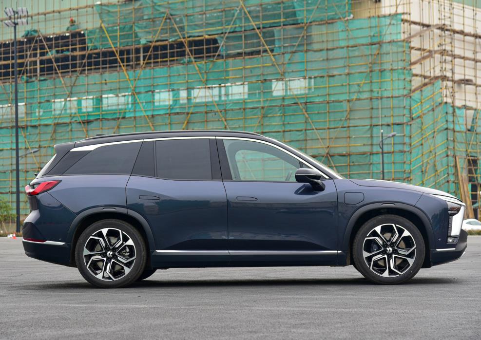 蔚来ES8到底怎么样？驾驶213天后，车主说了一句大实话_百科TA说