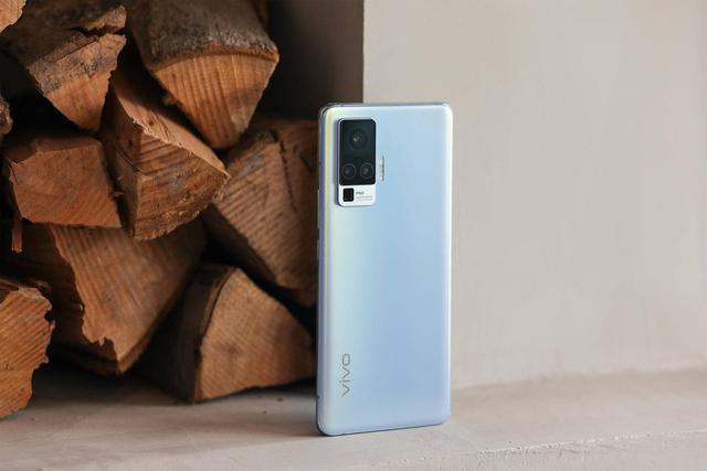 vivo X50 Pro初体验：微云台技术让夜景拍摄更稳定_百科TA说