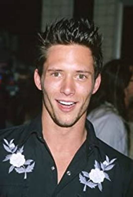 Bryan Kirkwood（演员）_百度百科