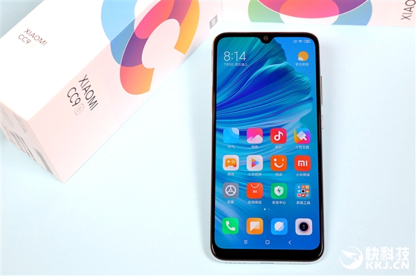 首发骁龙665！小米CC9e开箱图赏_百科TA说