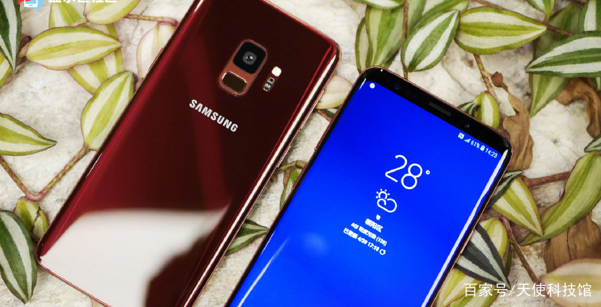 三星S9新出的配色名字确实很绕嘴，但它才是华为Mate20的对手_百科TA说