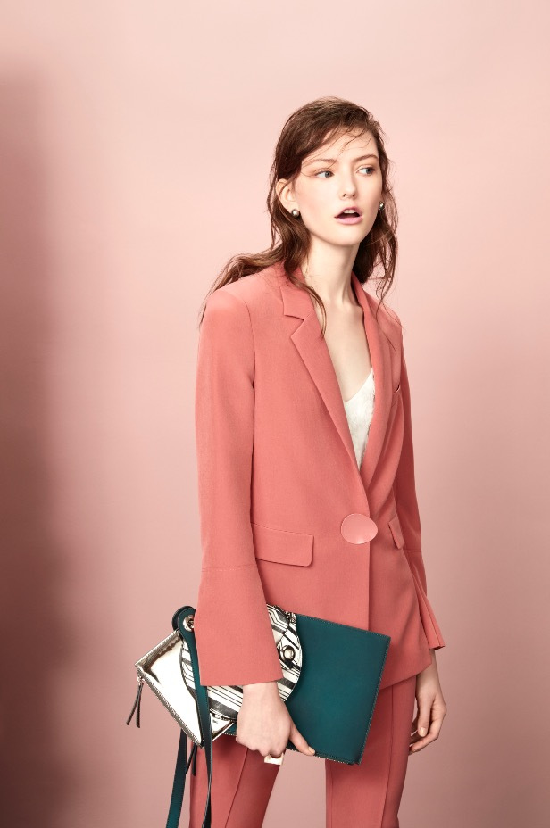 Lily（女性时装品牌）_百度百科