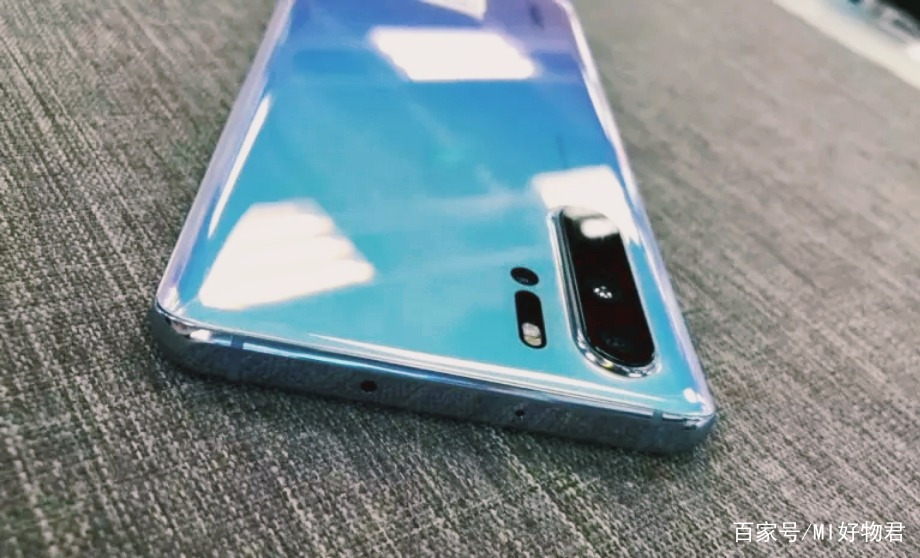 买128G苹果XR还是256G华为P30Pro？店老板建议很实在，说到心坎了_百科TA说