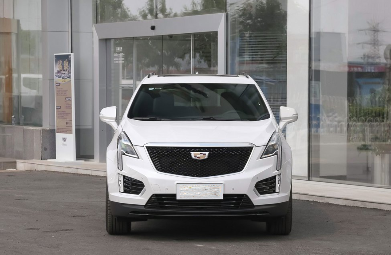 凯迪拉克XT5最高降6万，配2.0T+高配置，30天卖出8796辆_百科TA说