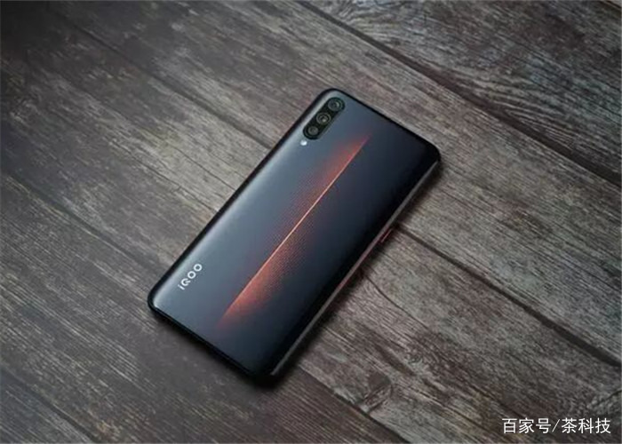 黑马再现！骁龙855+44W快充，2998元力压小米9！_百科TA说