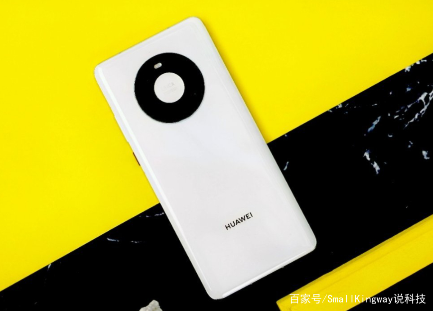 预算5000元，选小米11Pro还是华为Mate40，对比6点就懂了_百科TA说