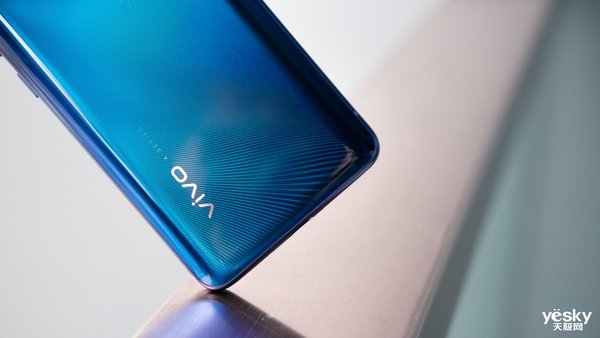 获用户一致追求 vivo X27终成爆款 拿下多平台销冠_百科TA说