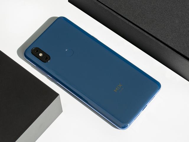 MIX 4还是小米10？小米又一款5G旗舰入网：66W快充+骁龙865_百科TA说