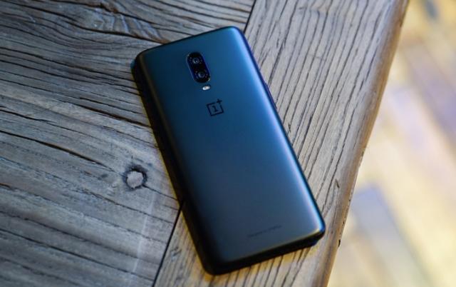 骁龙845+3700mAh顶级旗舰全系下跌400，为新机让路_百科TA说