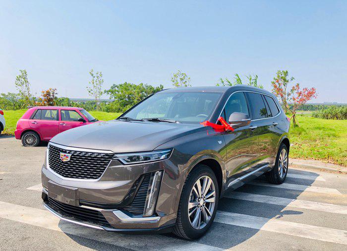 44万的凯迪拉克XT6真的贵吗？用车7个月后，车主说了二个字_百科TA说