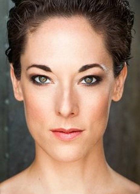 Stephanie Edmonds_百度百科