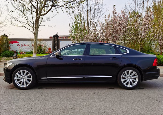 花费36万提了沃尔沃S90？驾驶4个月后，车主有话要说_百科TA说