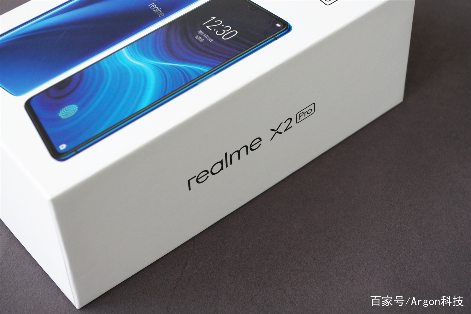Realme X2 Pro有了855+50W闪充90Hz屏64M摄像头之后，体验如何？_百科TA说