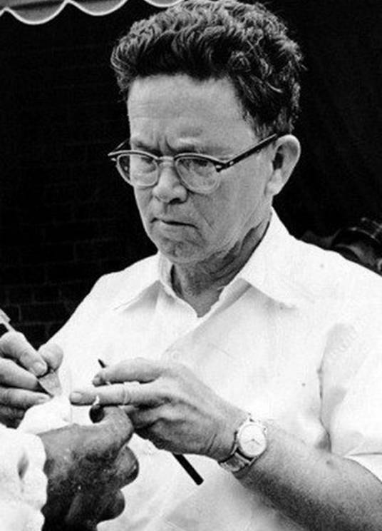 Charles Gemora_百度百科