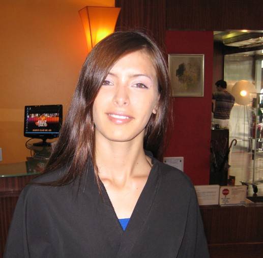 Daniela Cott_百度百科