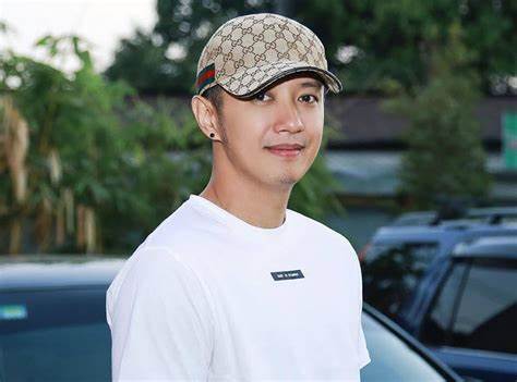 Sai Sai Kham Leng_百度百科