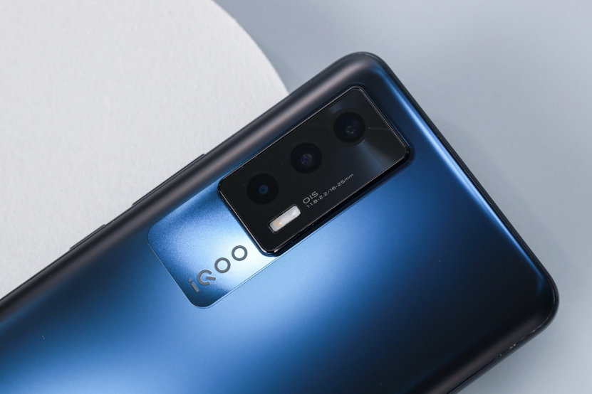 强悍性能与电竞级游戏体验 iQOO Neo5手机图赏_百科TA说