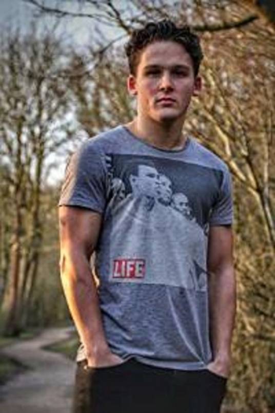 Luke Scott_百度百科