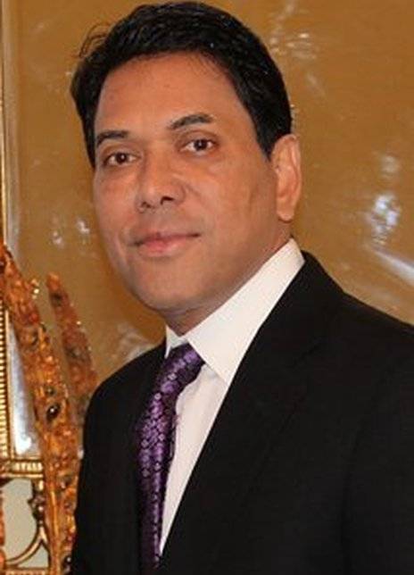 Aron Govil_百度百科