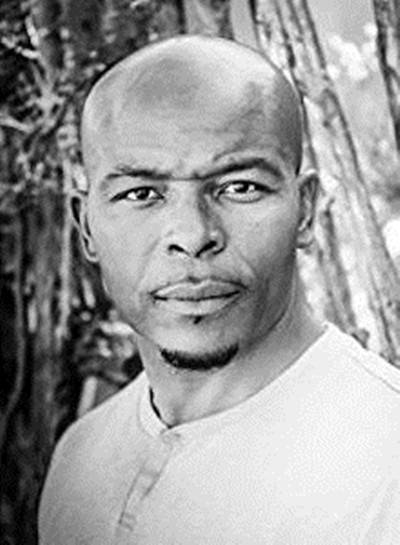 Vincent E. McDaniel_百度百科