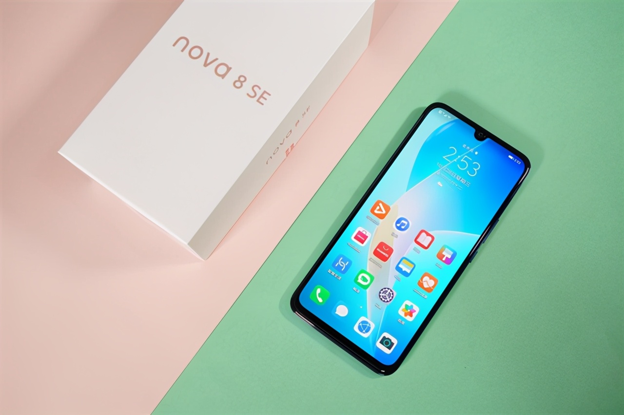 荣耀Play5定档5月18！66W有线快充、天玑800U处理器？_百科TA说