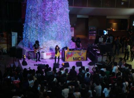 MICHI（日英混血的女歌手）_百度百科