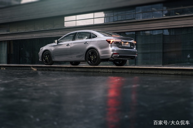 将终身权益最大化！我最独特！荣威i6 MAX_百科TA说