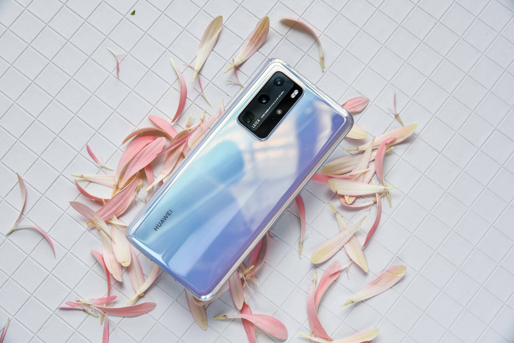 均为国产顶级旗舰，华为P40 Pro和一加8 Pro，谁更值得购买？_百科TA说