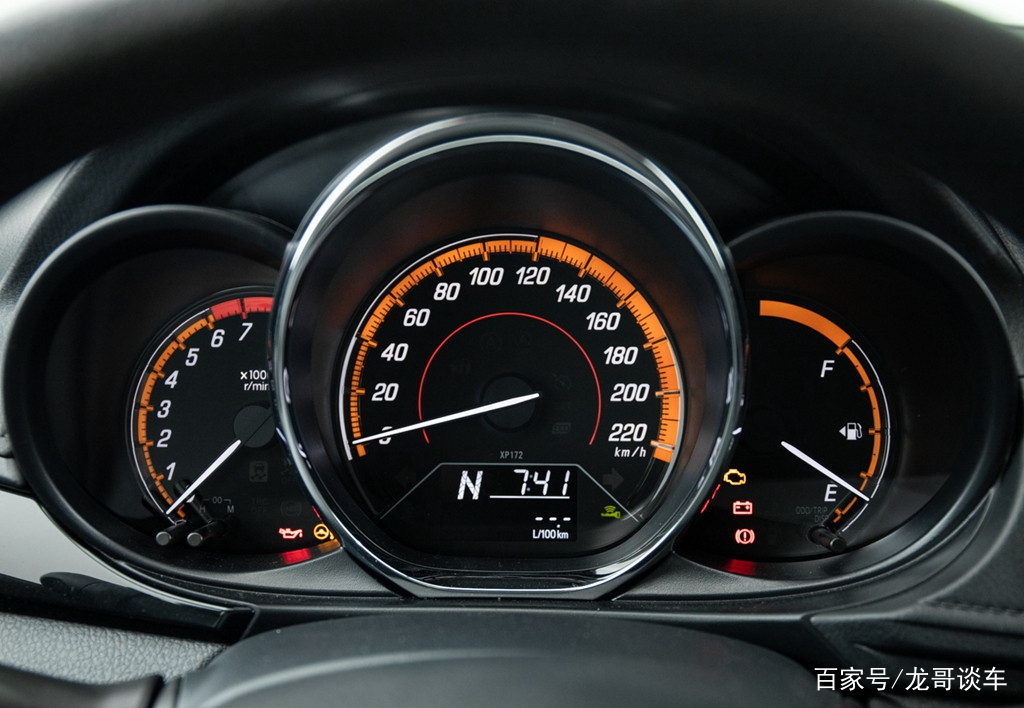 花了7.8万提YARiSL致炫，驾驶1300公里，说说我的用车感受！_百科TA说