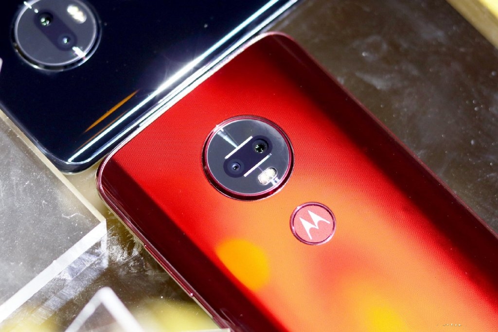 摩托罗拉G7 plus发布，骁龙636售价超2000元！买吗？我路过……_百科TA说