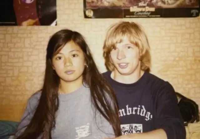 私密旧照曝光，穿越36年的爱或揭翁美玲死因_百科TA说